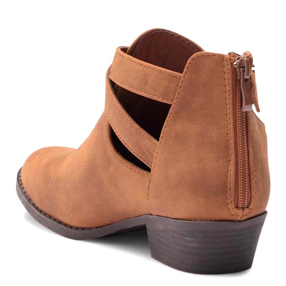 Shoes | Tan Ankle Bootie Block Heel | Poshmark